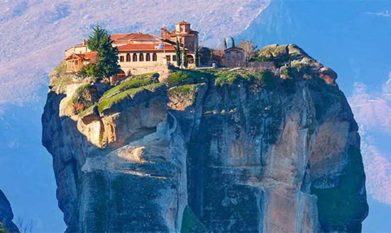 Larissa, to: Meteora private tour, from 1 to 17pax. - Key Points