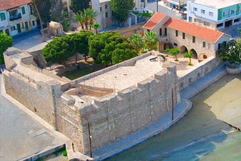 Larnaca: Private Walking Tour of the City with a Local Guide - Discovering Larnaca’s Treasures