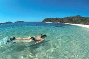 Las Gatas Island Beach Break: 5-Hour Tour with Lunch - Key Points