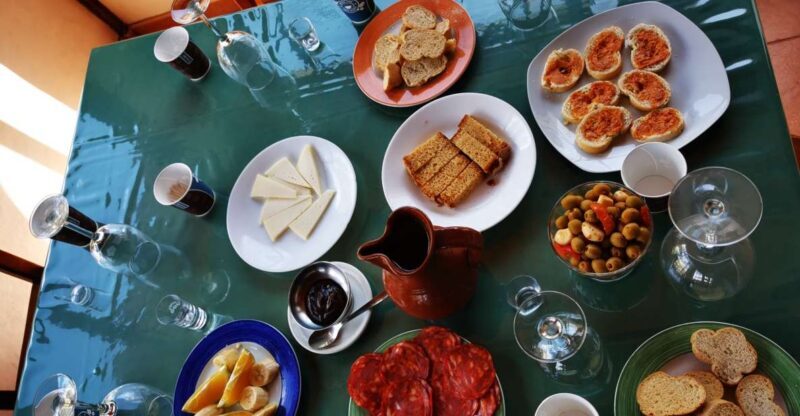 Las Palmas: 100% Local Tapas & Beach views - FAQ