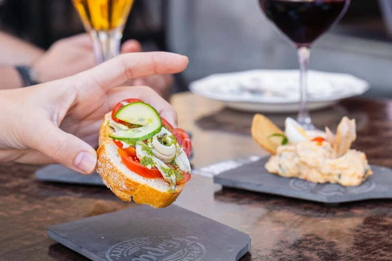 Las Palmas: Gourmet Tapas and Wine Tour in the Old Town - Who Will Get the Most Out of This Tour?