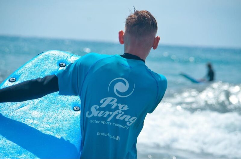 Las Palmas: Learn to Surf with a Special Price for Two Group - Who Should Consider This Experience?