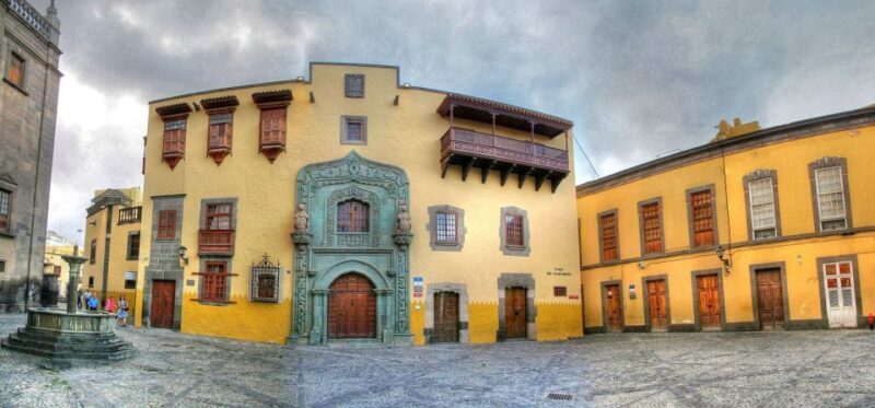 Las Palmas: Private Old City Guided Walking Tour with Tapas - FAQ