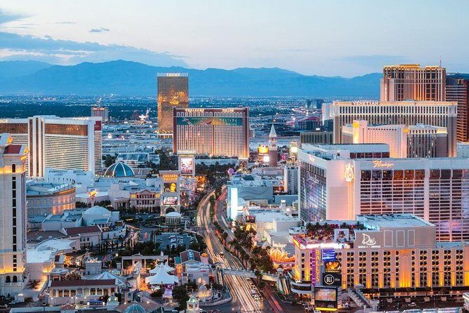 Las Vegas Airport LAS Private Transfer to Las Vegas by SUV - Who Will Love This Service?