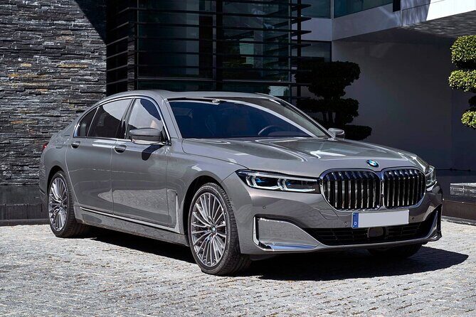 Las Vegas Airport LAS Private Transfer to Las Vegas City in Luxury Car - Deep Dive: The Details That Make a Difference