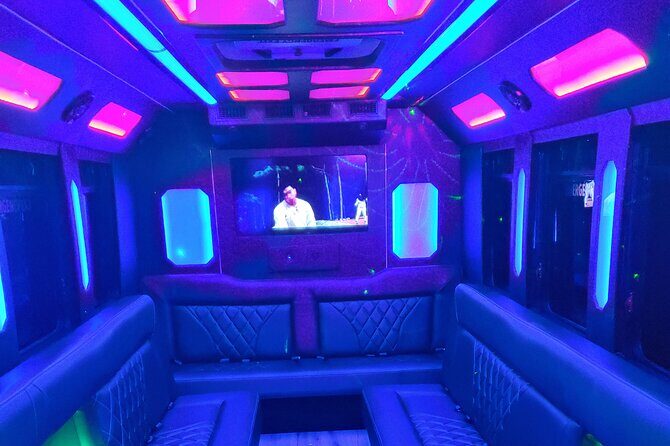 Las Vegas Airport Party Bus Departure - A Closer Look at the Las Vegas Airport Party Bus Experience