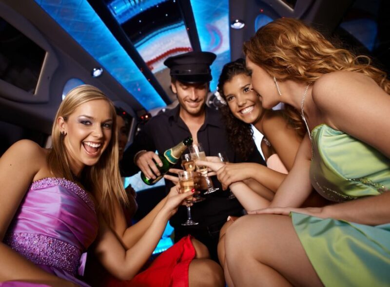 Las Vegas: Bachelorette Party Bus Club Crawl - Who It’s Best For
