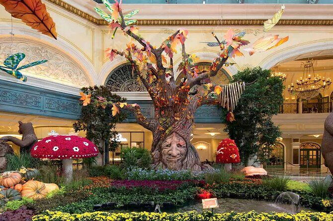 Las Vegas City Tour, Sightseeing with Stops at the Best Casinos - A Deep Dive into the Tour Experience