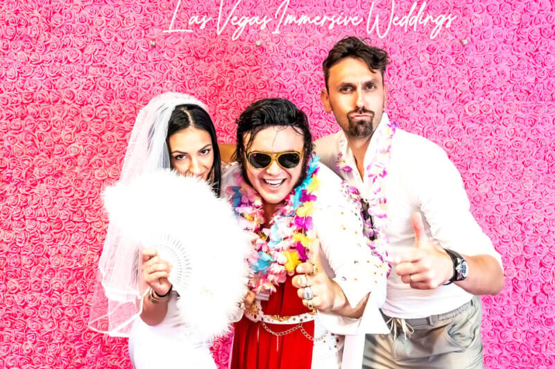 Las Vegas: Elvis Wedding with Las Vegas Sign Photos Included - The Photo Experience