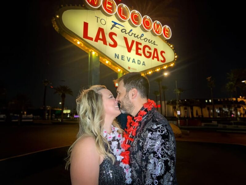 Las Vegas: Elvis Wedding with Las Vegas Sign Photos Included - Practical Tips for Participants