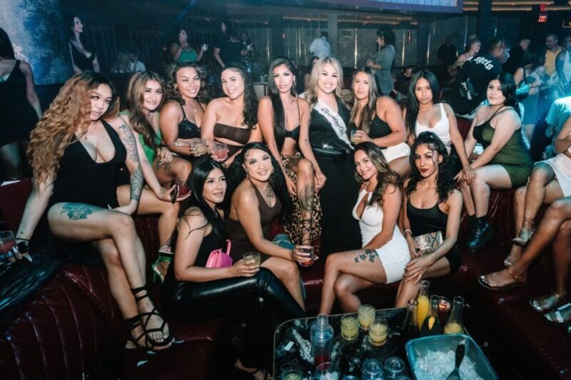 Las Vegas Fremont Street Bar Crawl - Why you might consider alternatives