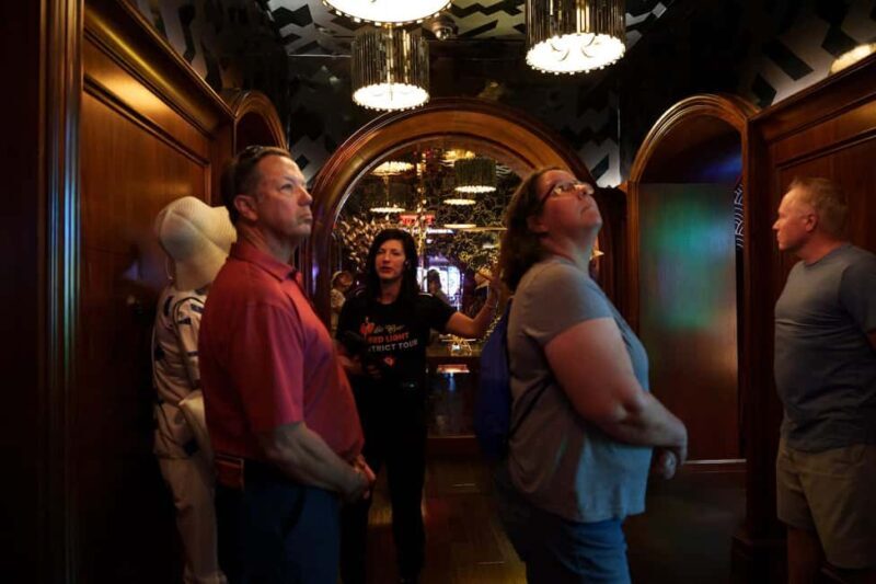 Las Vegas: Fremont Street Secrets & Red Light History Walk - FAQ