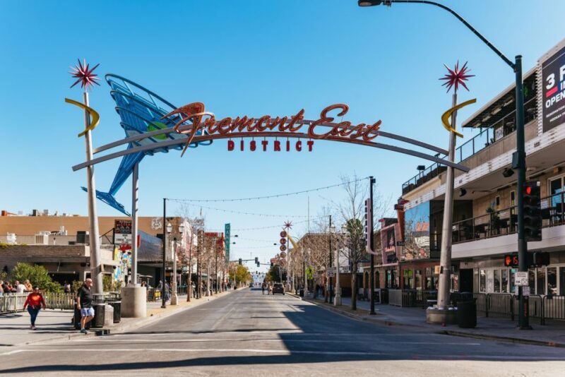 Las Vegas: Fremont Street Walking Tour - Key Points