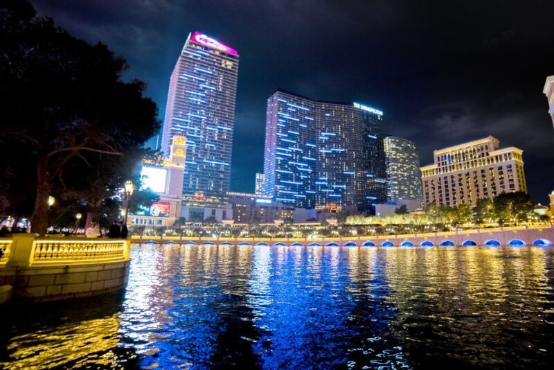Las Vegas: Gangsters, Glitz, and Gore Ghost Tour - What to Expect on the Ghost Tour