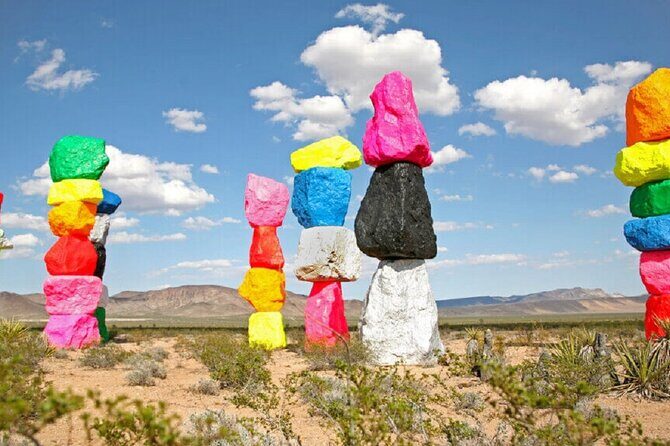 Las Vegas Getaway Night Tour Seven Magic Mountains From LA - A Deep Dive into the Experience