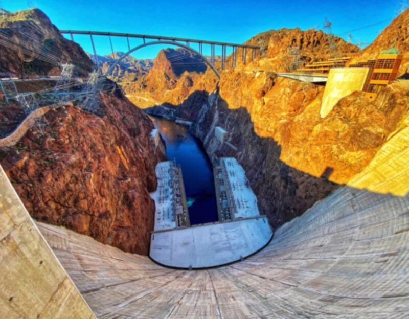 Las Vegas: Grand Canyon, Hoover Dam & 7 Magic Mountains Tour - FAQs