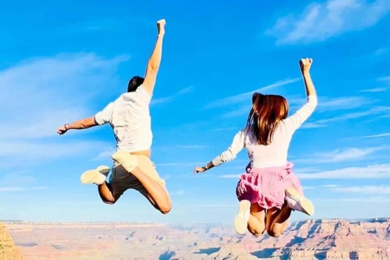 Las Vegas > Grand Canyon Sunrise + Antelope + Horseshoe Bend - Additional Scenic Stops: Glen Canyon Dam and Lake Powell