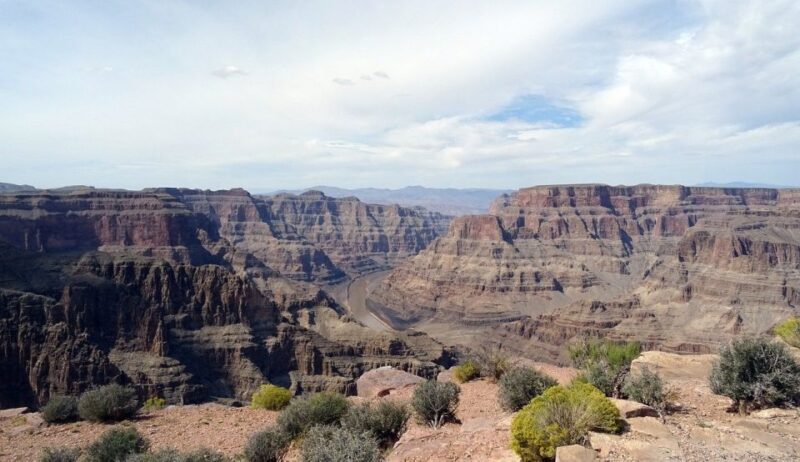 Las Vegas: Grand Canyon West Bus Tour with Guided Walk - FAQ