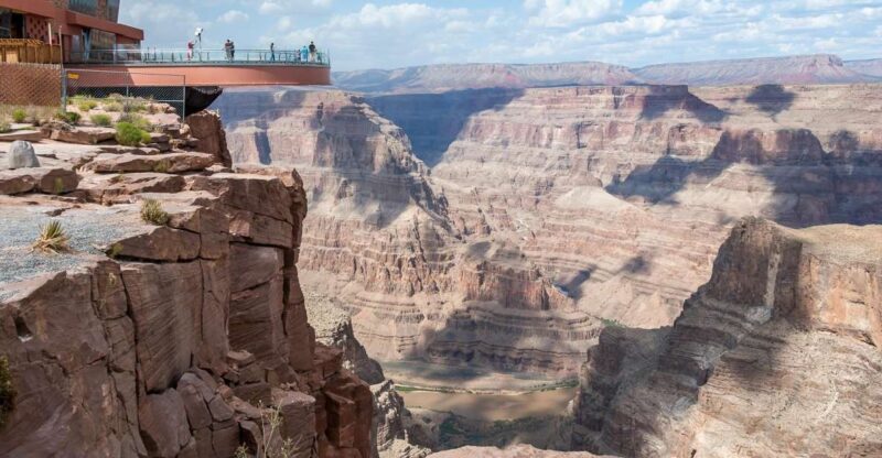 Las Vegas: Grand Canyon West Rim Tour with Hoover Dam Stop - Key Points