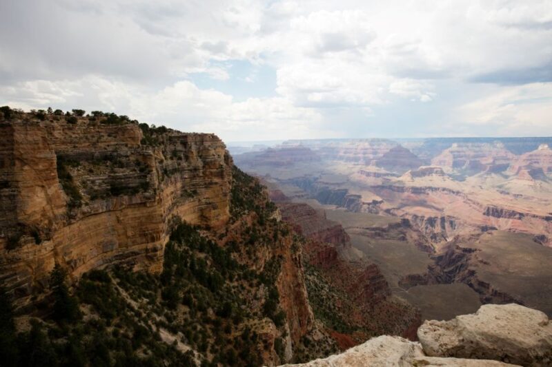 Las Vegas: Grand Canyon West Rim Tour with Skywalk and Lunch - Transportation and Group Dynamics
