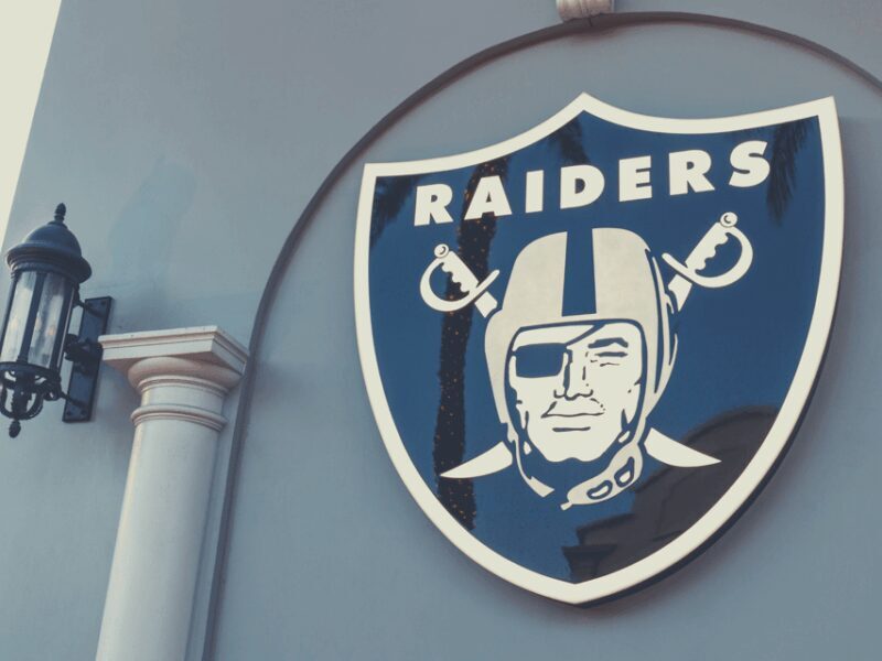 Las Vegas: Las Vegas Raiders Football Game Ticket - Authentic Fan Atmosphere and Unique Highlights