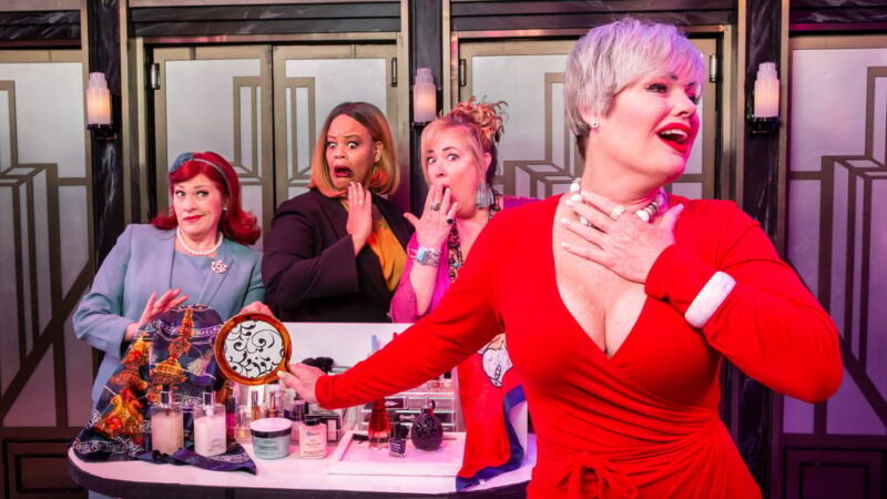 Las Vegas: Menopause the Musical at Harrah's Hotel & Casino - Who Should See This Show?