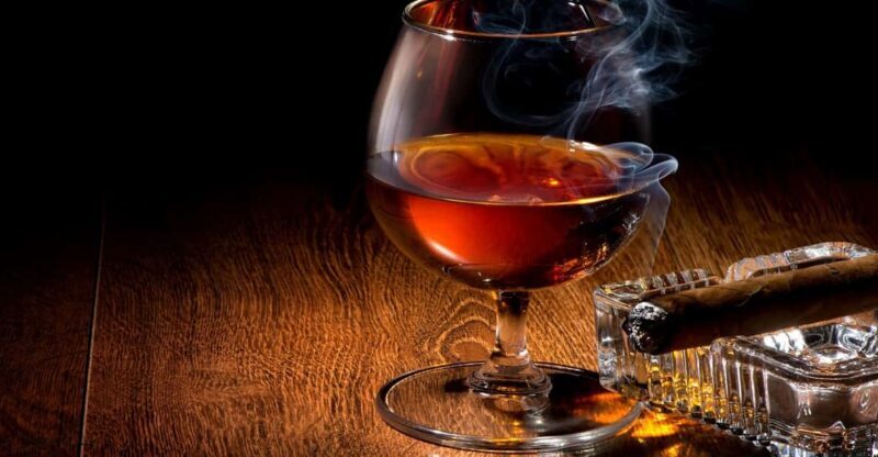 Las Vegas: Mobsters, Casinos, and Speaky Bar Crawl - An In-Depth Look at the Experience