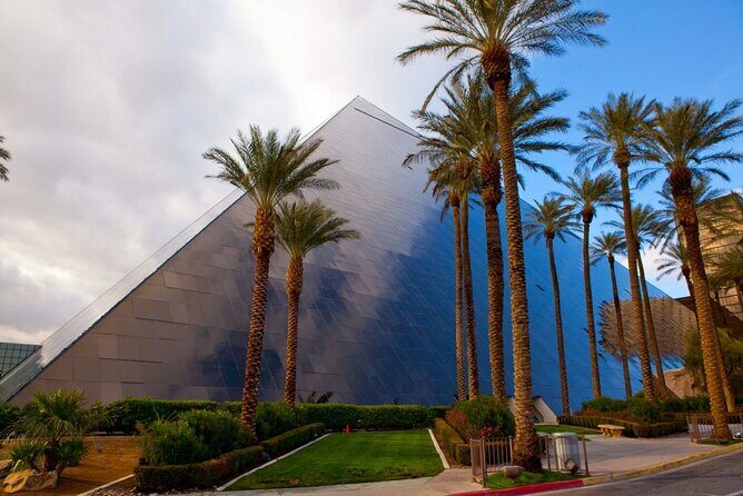 Las Vegas Night Tour in Spanish - The Itinerary in Detail: What to Expect