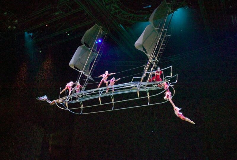 Las Vegas: O by Cirque du Soleil at Bellagio - Who Will Love This Show
