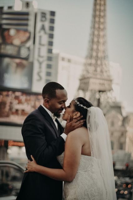 Las Vegas: Personal Travel & Vacation Photographer - The Photography Style: Contemporary and Candid