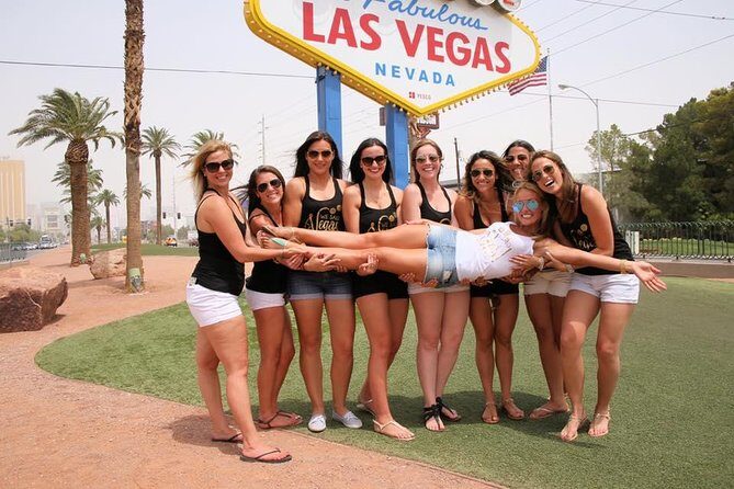 Las Vegas Photo Tour by Luxurious Vehicle - Key Points