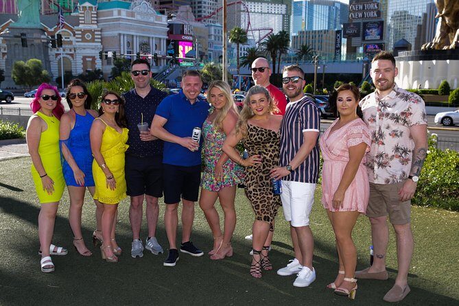 Las Vegas Photo Tour by Luxurious Vehicle - Timing and Booking Considerations