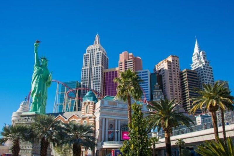 Las Vegas: Private custom tour with a local guide - Key Points