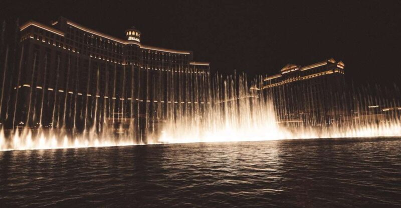 Las Vegas: Private Las Vegas Strip City Tour at Night - What Makes This Tour Stand Out