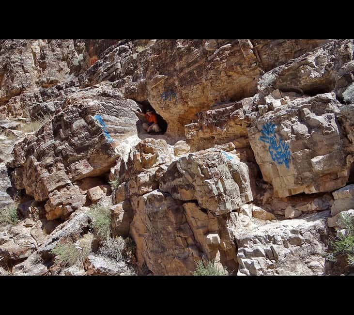 Las Vegas Red Rock Canyon Hiking Adventure & Secret Cave - FAQ