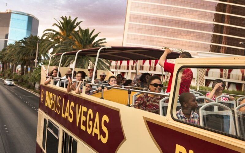 Las Vegas: Sightseeing Night Tour by Open-top Bus - FAQ