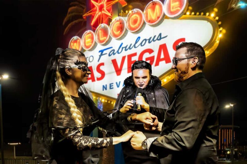 Las Vegas: Traditional or Theme Vegas Sign Wedding/Renewal - Key Points