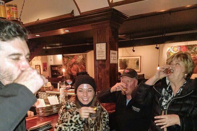 Late Night Savannah Haunted Pub Crawl - The Opening Stop at the 1790 Inn