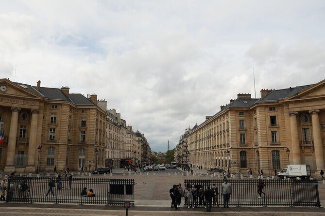 Latin Quarter 2-Hour Private Walking Tour - Concerns and Practicalities