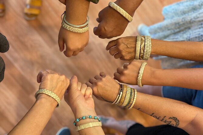 Lauhala Bracelet Craft Class on Maui - Key Points