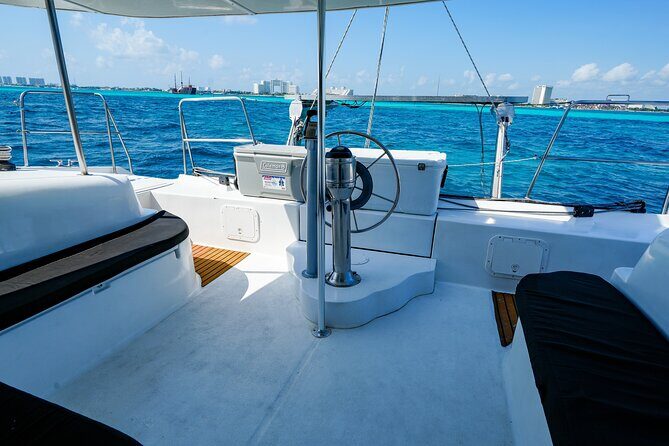 Laura Catamaran Private Tour to Isla Mujeres - Why Choose the Laura Catamaran Private Tour?