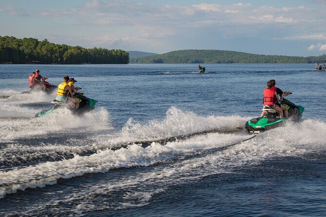 Laurentians Experience in Jetski on Lac-des-Pages - Who Will Love This Experience?