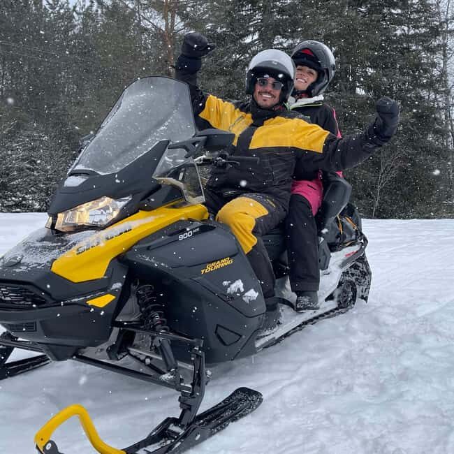 Laurentians: Snowmobile Guided Tour - An Authentic Look at the Snowmobile Tour