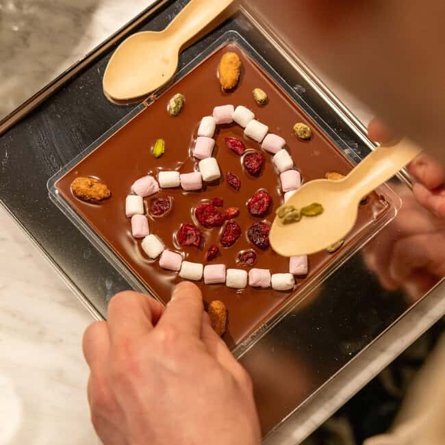 Lausanne: Between exploring the city and gourmet tasting - Why This Tour Offers Real Value