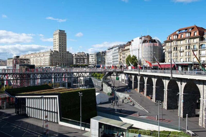 Lausanne: Between exploring the city and gourmet tasting - FAQ