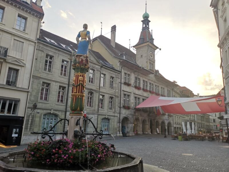 Lausanne: Old Town Guided Walking Tour - The Scenic Climb to Montbenon