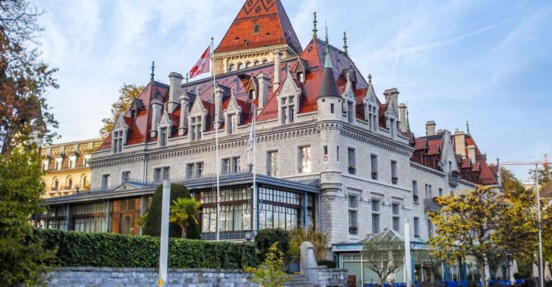 Lausanne: Private Exclusive History Tour with a Local Expert - What You Can Expect: An Overview