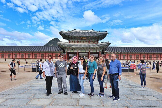 Layover Tour from Incheon Airport to Seoul with a Tour Specialist - Making the Most of Your Layover: An In-Depth Look