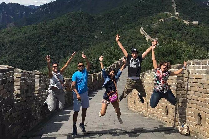 Layover tour roundtrip from Beijing airport to the Great Wall of Mutianyu - Introducing the Beijing Layover Tour to the Great Wall of Mutianyu