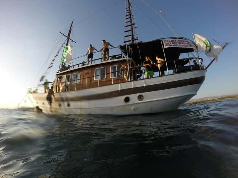 Lazy Full-Day Cruise - An Authentic Day on the Water: What to Expect